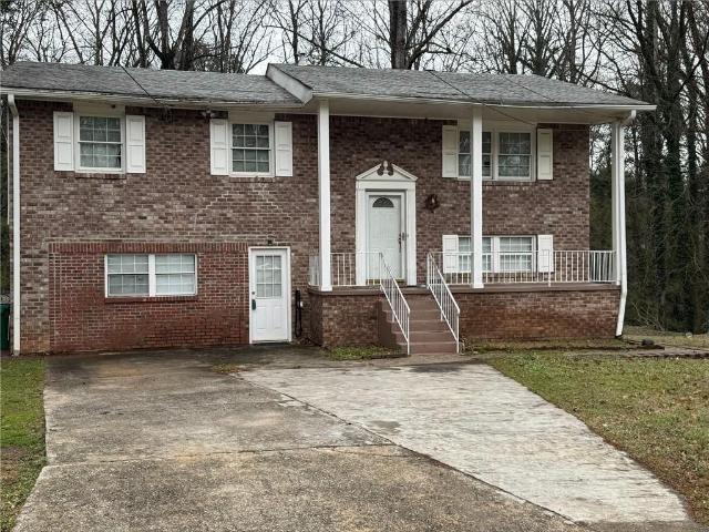 2 Bedroom Condo for Rent at 956 Slash Pine Rd #2, Forest Park, GA 30297