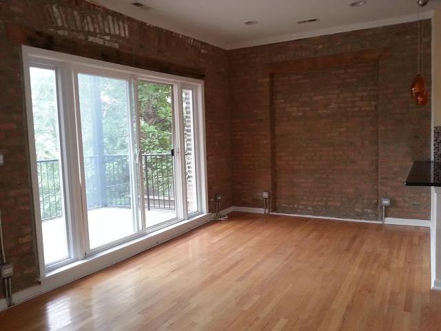 2 Bedroom Condo for Rent at 964 E 62nd St #3C, Chicago, IL 60637 Woodlawn