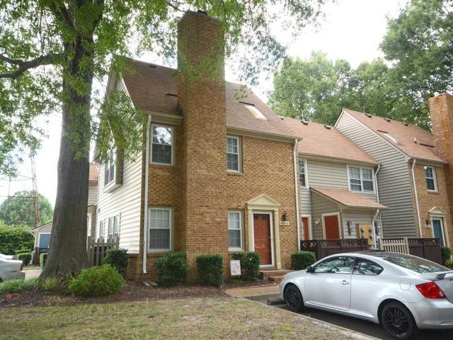 2 Bedroom Condo for Rent at 964 Saint Andrews Reach Apt A, Chesapeake, VA 23320 Greenbrier East