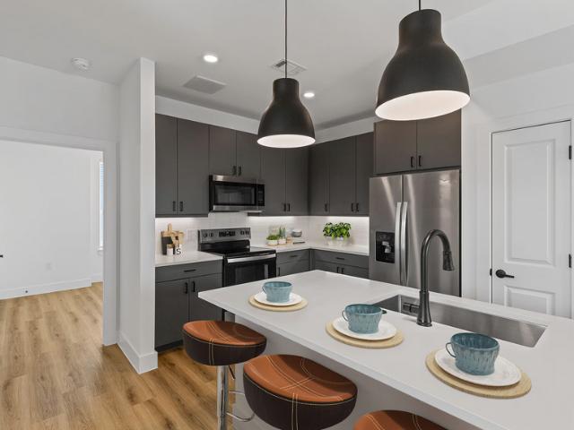 2 Bedroom Condo for Rent at 965 Duncan Perry Road #561.2, Grand Prairie, TX 75050