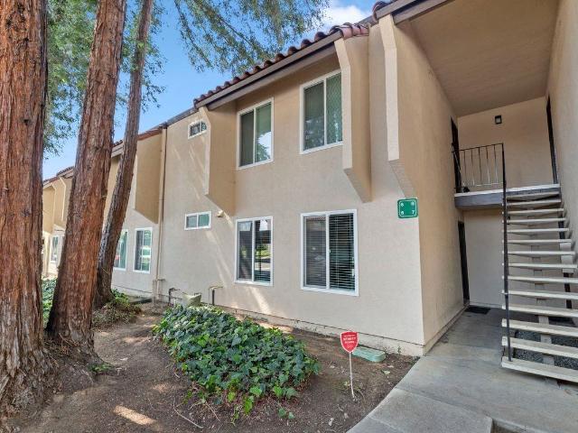 2 Bedroom Condo for Rent at 975 Murrieta Blvd #5, Livermore, CA 94550