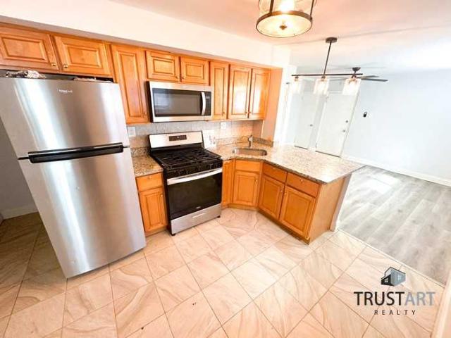 2 Bedroom Condo for Rent at 9726 Bustleton Ave #18, Philadelphia, PA 19115 Bustleton