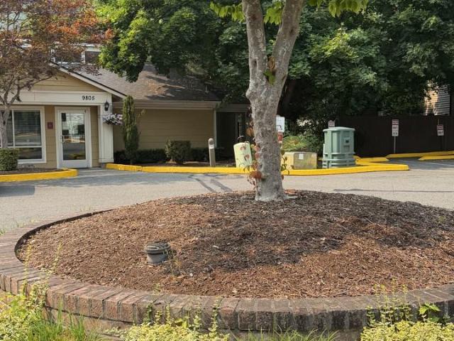 2 Bedroom Condo for Rent at 9805 Avondale Rd Ne #M240, Redmond, WA 98052 Education Hill