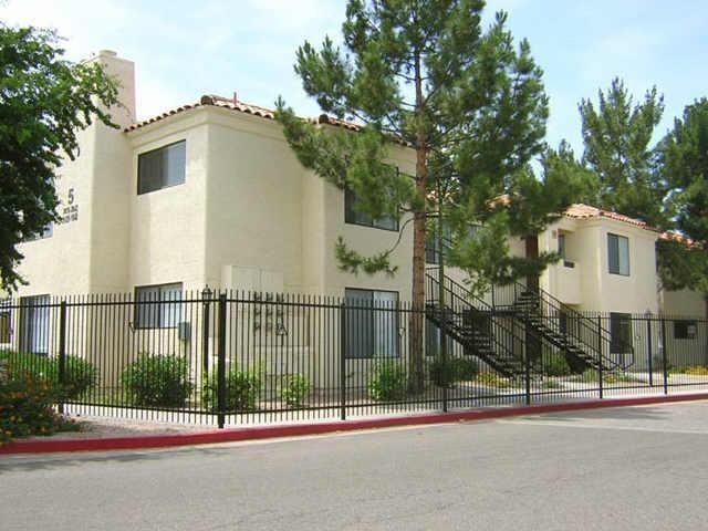 2 Bedroom Condo for Rent at 9990 N Scottsdale Rd #1015, Paradise Valley, AZ 85253