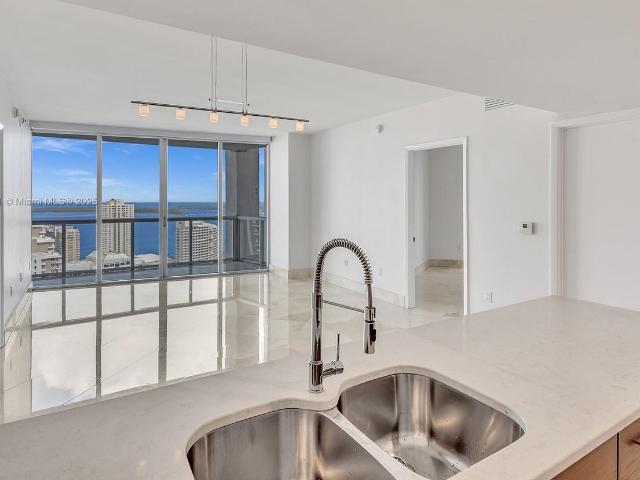 2 Bedroom Condo for Rent at Brickell Ave & SE 6th St, Miami, FL 33131 Brickell