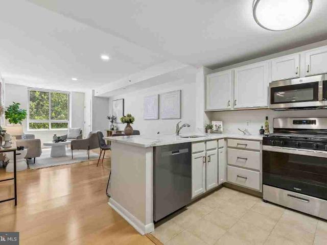 2 Bedroom Condo for Rent at E Street Expy, Washington, DC 20001 Washington Mall