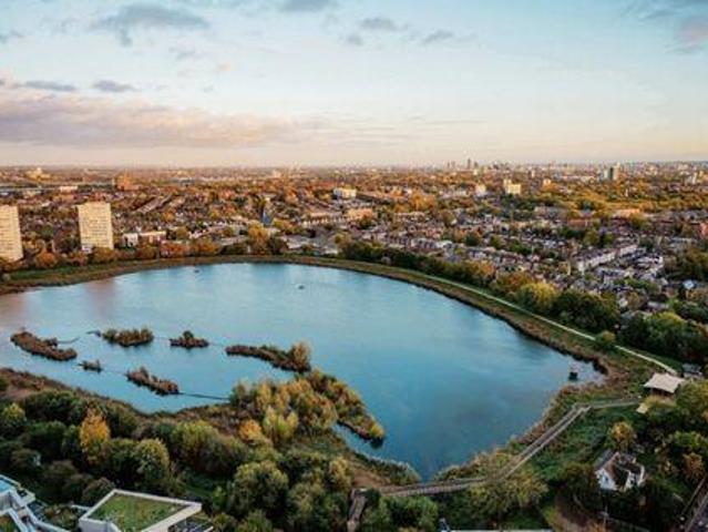 2 Bedroom Condo Finsbury Park England 87958721