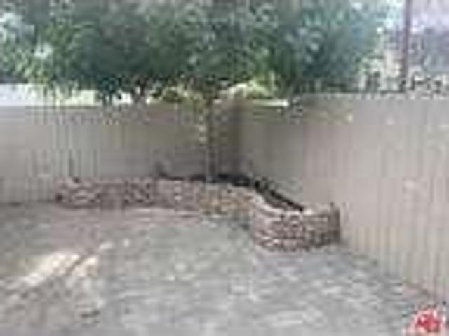 2 Bedroom Condos & Townhouses For Rent Woodland Hills CA