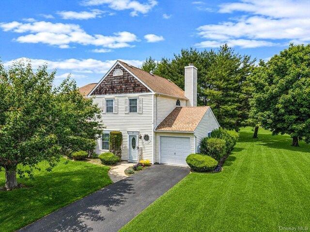 2 bedroom, Coram NY 11727 103625753