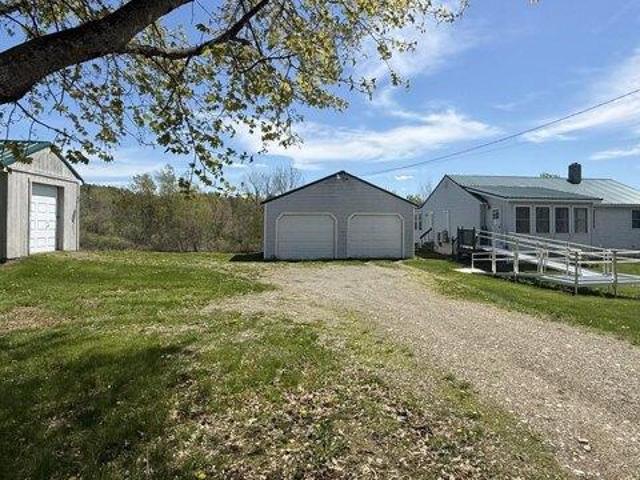 2 bedroom, Corinna ME 04928 LS102529270