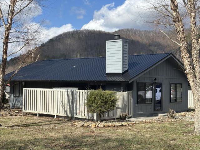 2 bedroom, Cosby TN 37722 LS100973654