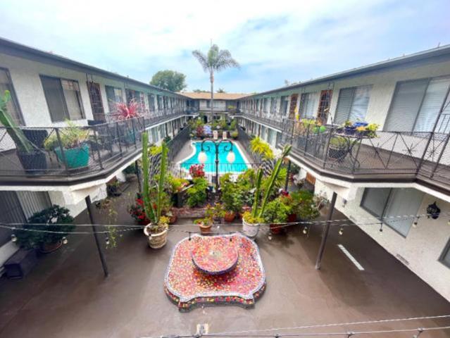 2 bedroom, Costa Mesa CA 92627 88312028