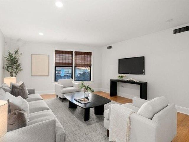 2 bedroom, Cambridge MA 02138 LS103074830