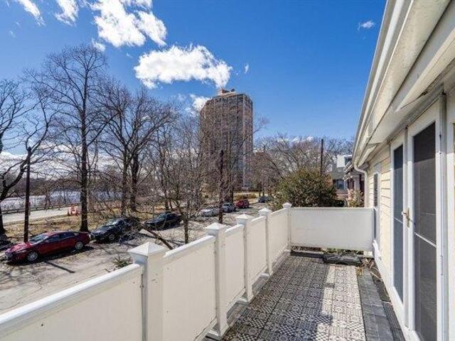2 bedroom, Cambridge MA 02138 104850207