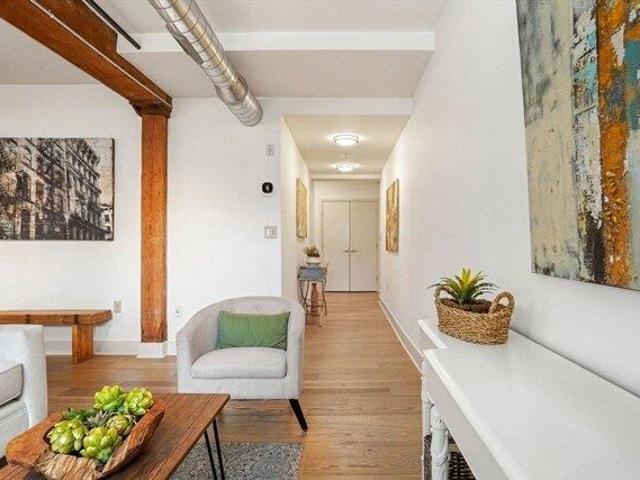 2 bedroom, Cambridge MA 02140 103072487