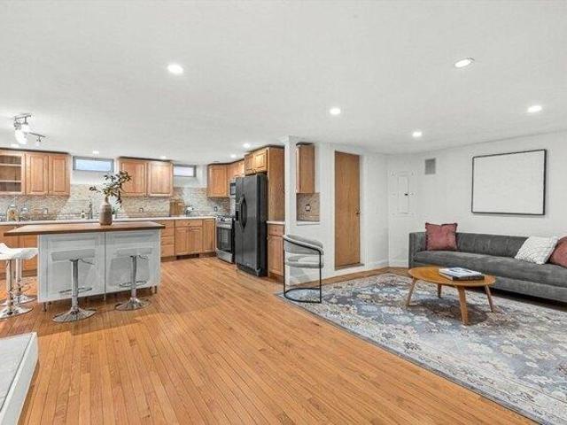 2 bedroom, Cambridge MA 02141 102634343