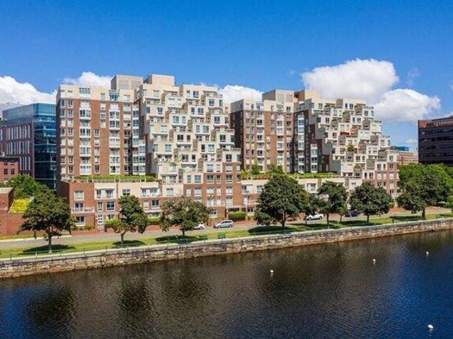 2 bedroom, Cambridge MA 02142 104607113