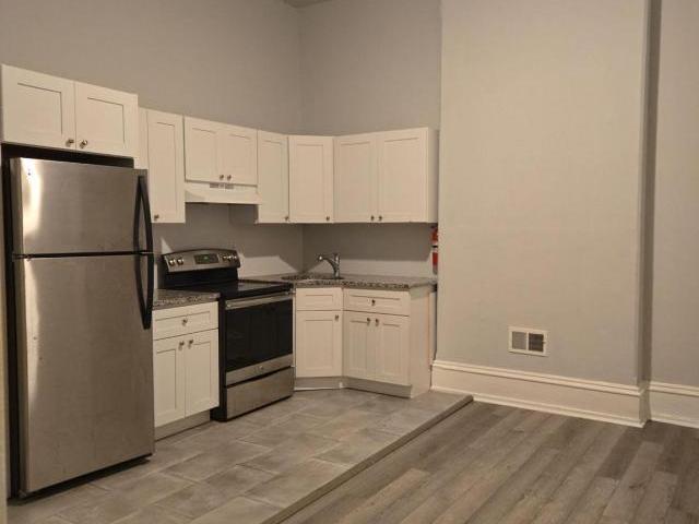 2 bedroom, Camden NJ 08102 87198312