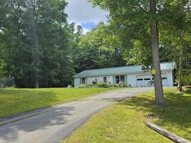 2 bedroom, Canaan ME 04924 104329611