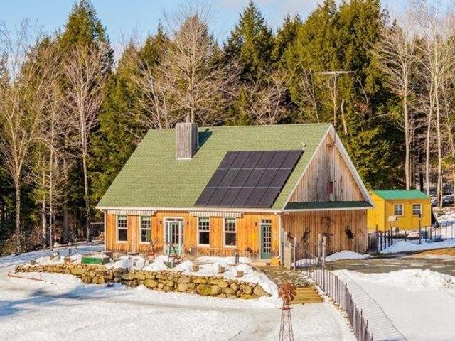 2 bedroom, Canaan NH 03741 LS102761770