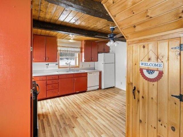 2 bedroom, Canaan VT 05903 102725606