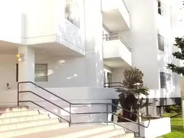 2 Bedroom Canfield Court Luxury Apartments