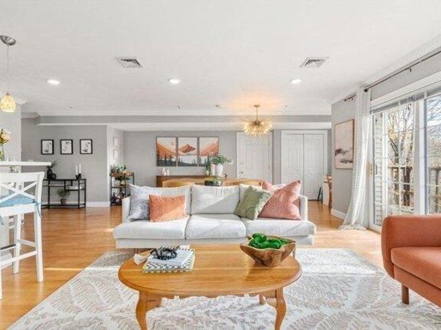 2 bedroom, Canton MA 02021 LS102444684