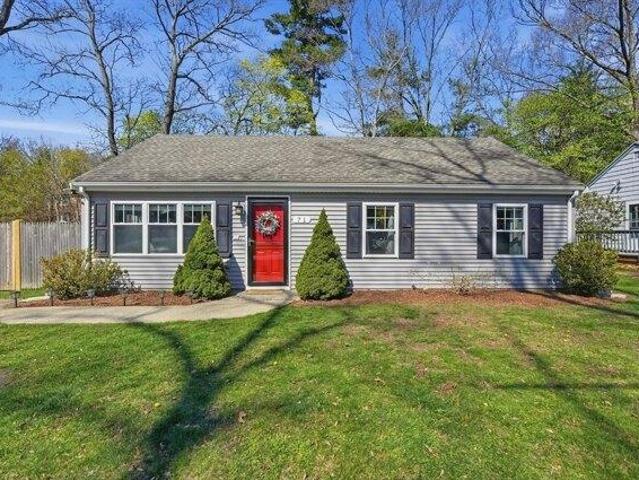 2 bedroom, Canton MA 02021 103071980