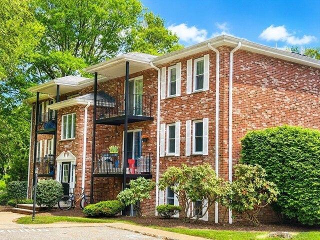 2 bedroom, Canton MA 02021 103017303