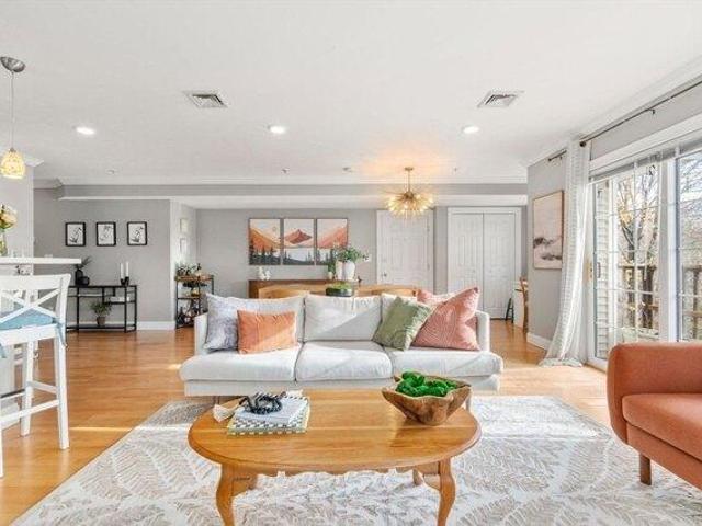 2 bedroom, Canton MA 02021 103127151