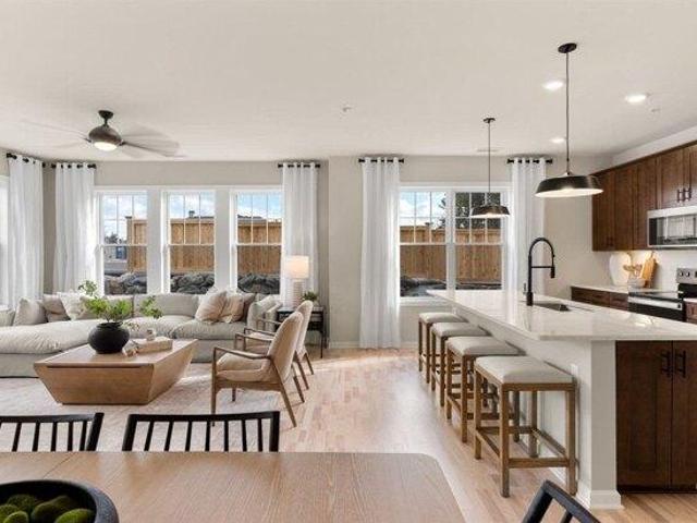 2 bedroom, Canton MA 02021 103438191