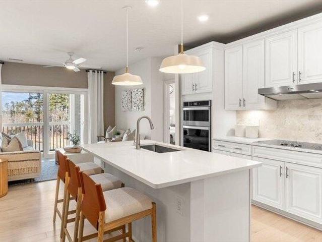 2 bedroom, Canton MA 02021 103930609