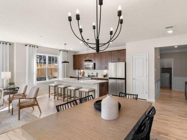 2 bedroom, Canton MA 02021 104788049