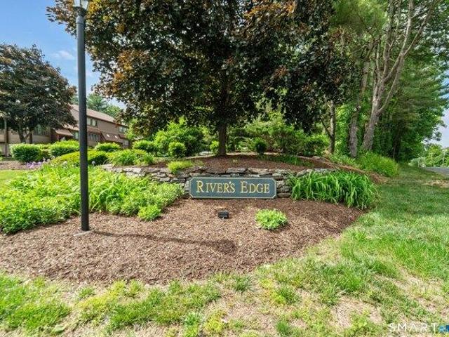 2 bedroom, Canton CT 06019 104851833