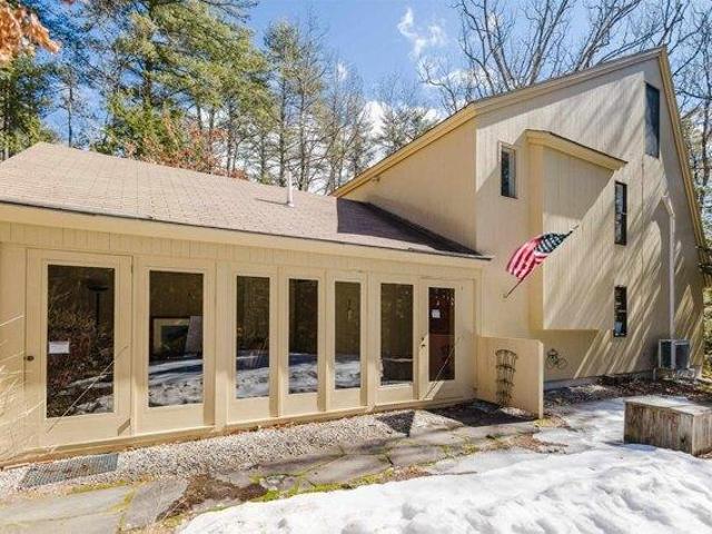 2 bedroom, Canterbury NH 03224 102063266