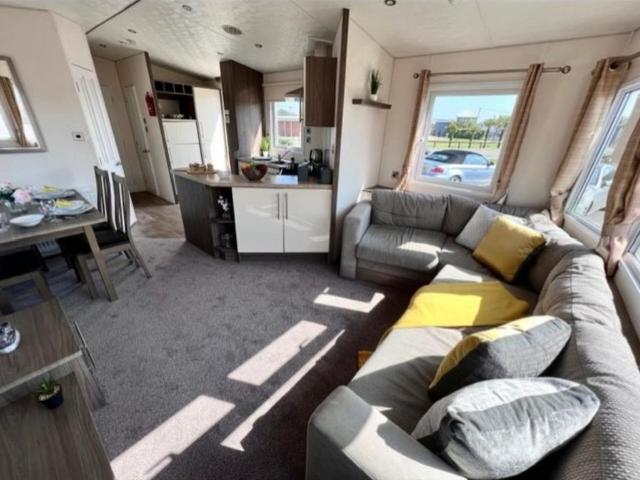 2 bedroom caravan to rent