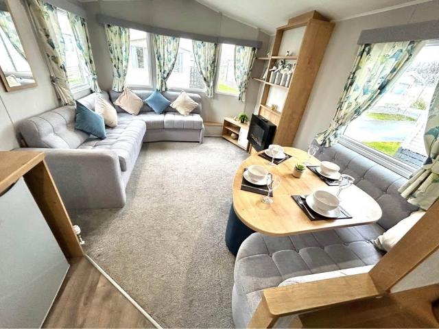 2 bedroom caravan to rent