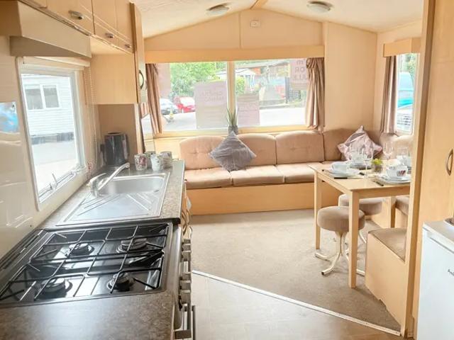 2 bedroom caravan for sale