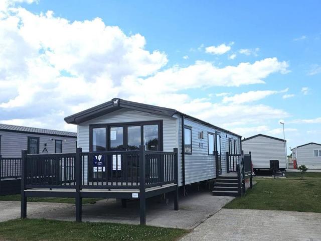 2 bedroom caravan for sale
