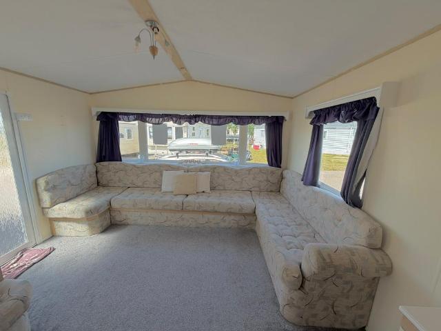 2 bedroom caravan for sale