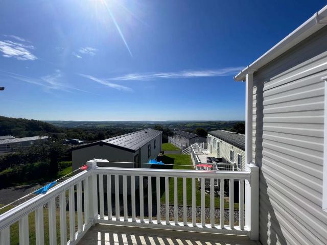 2 bedroom caravan for sale