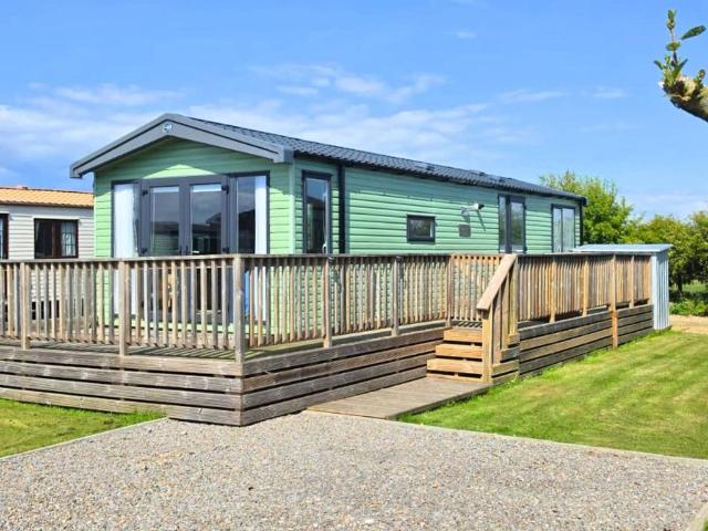 2 bedroom caravan for sale