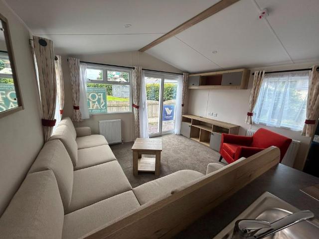 2 bedroom caravan for sale