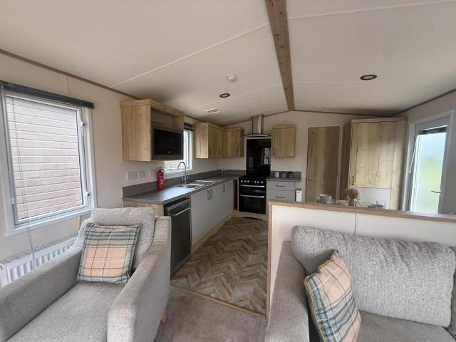 2 bedroom caravan for sale