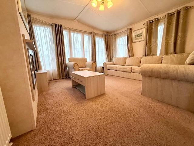 2 bedroom caravan for sale