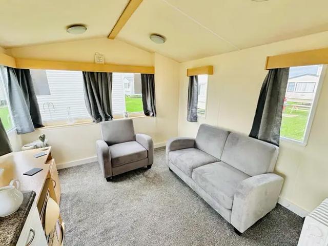 2 bedroom caravan for sale