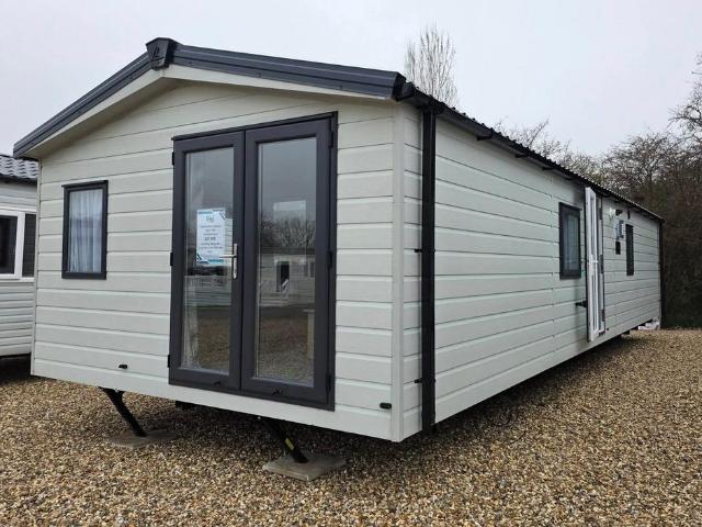 2 bedroom caravan for sale