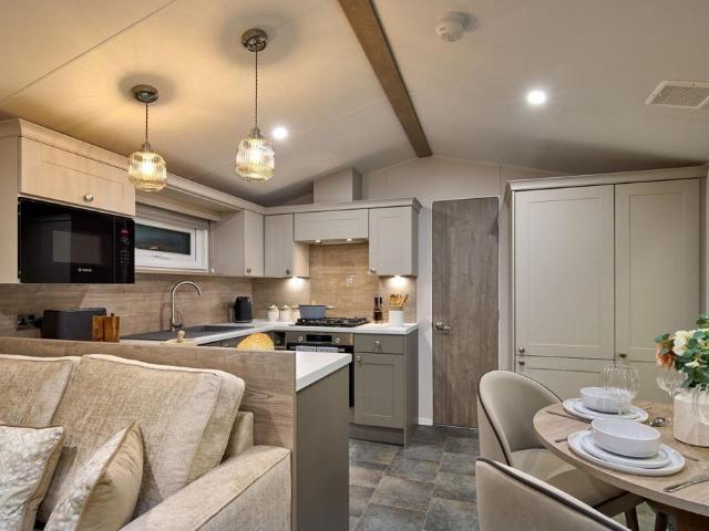 2 bedroom caravan for sale