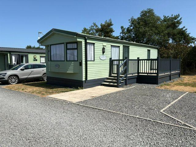 2 bedroom caravan for sale