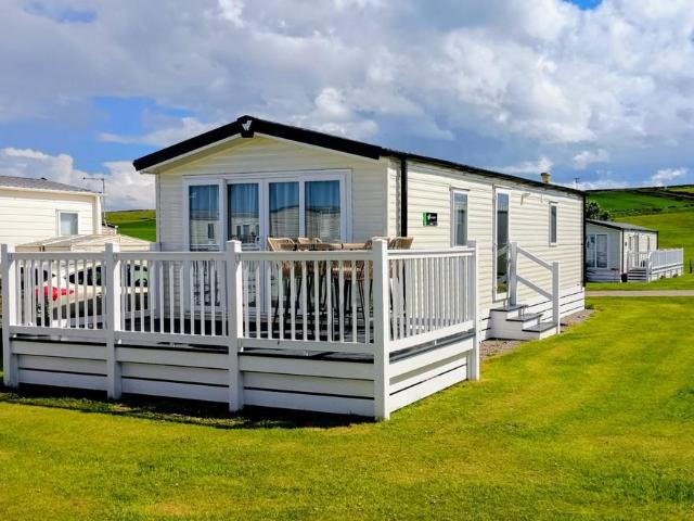 2 bedroom caravan for sale